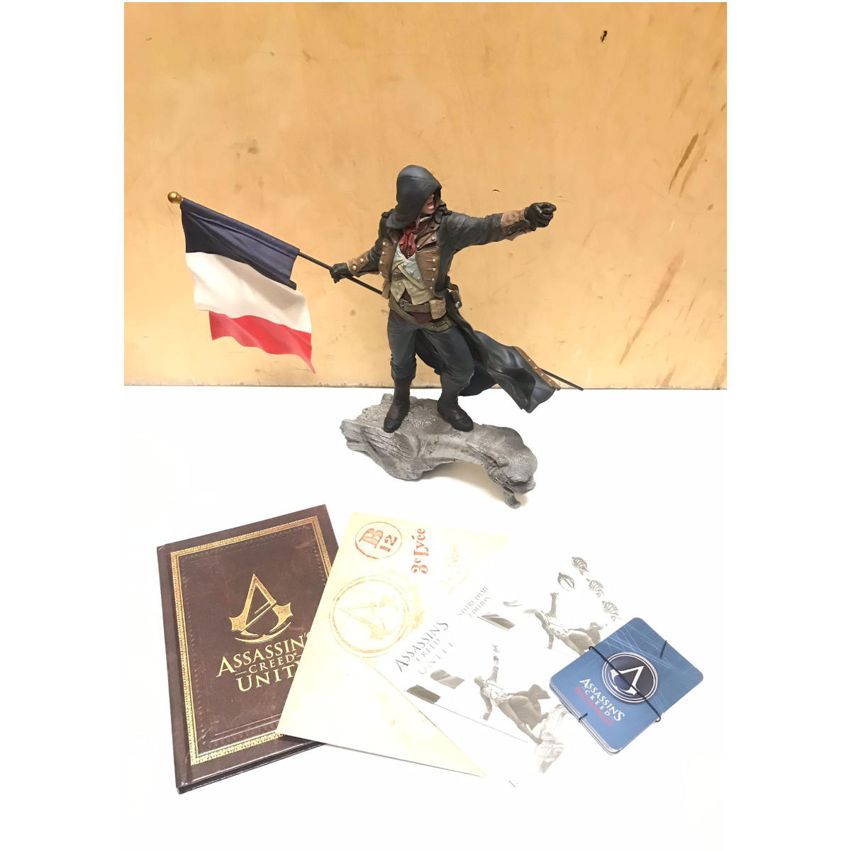 Assassins Creed - Unitiy Notre Dame Edition Statue